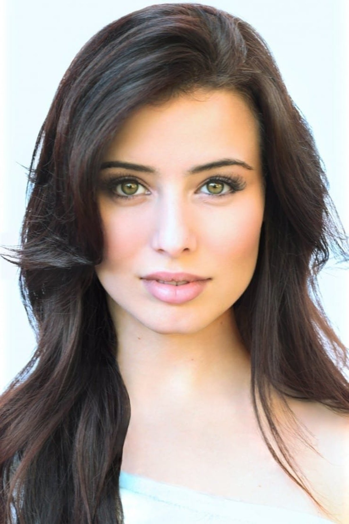 Nicole Alexandra Shipley — cinenacional.com